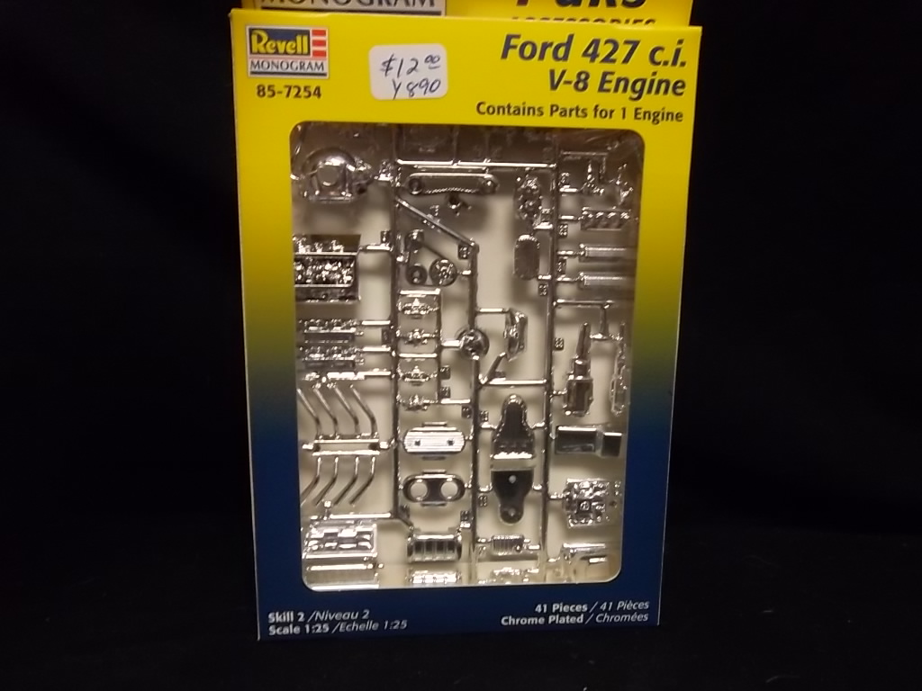 Revell 7254 -- Ford 427 c.i. V-8 Engine Parts Pack 1:25