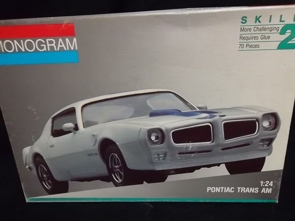 Monogram 2794 -- Pontiac Trans Am 1:24
