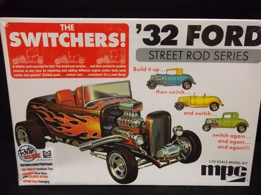 MPC 992 -- '32 Ford Street Rod Series The Switchers! 1:25