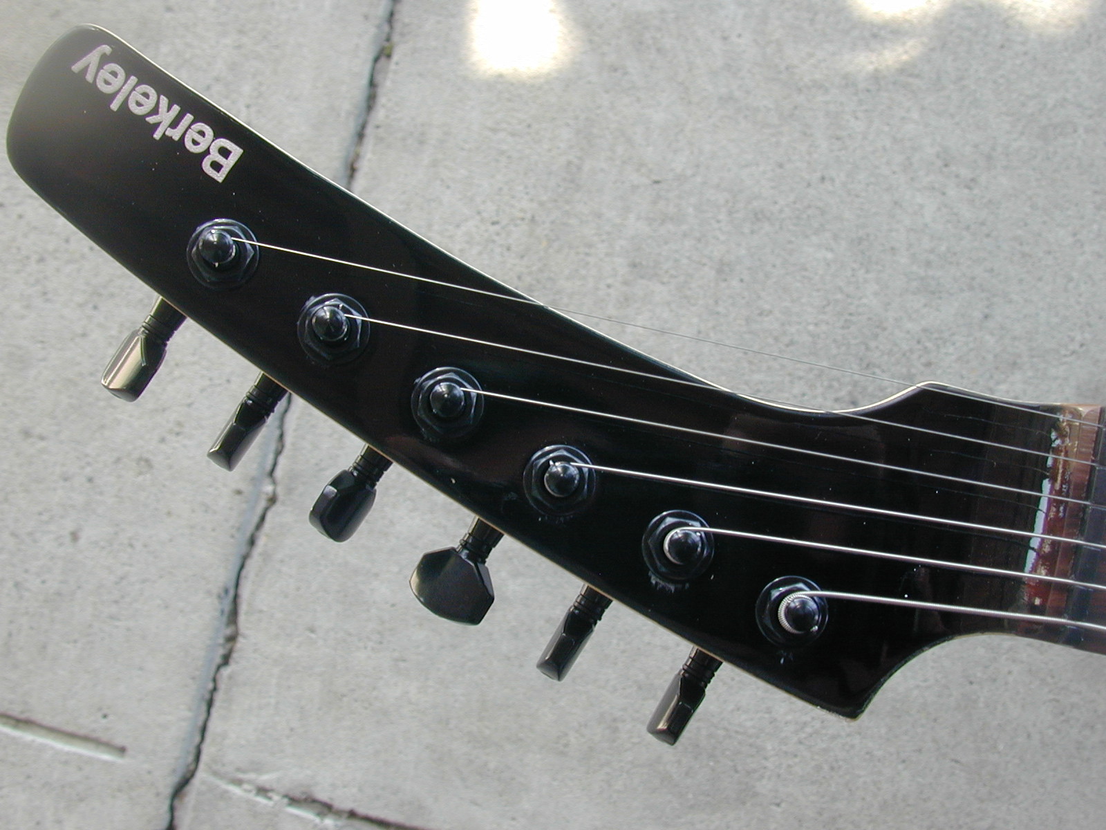 lCool Super light Guitar