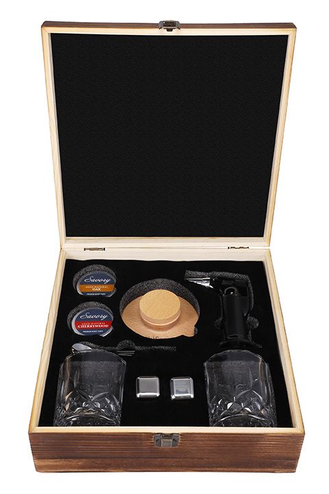 Wiskey & Cocktail Smoker Kit with Torch, 4 Flavors Wood Chips by Chic Chill