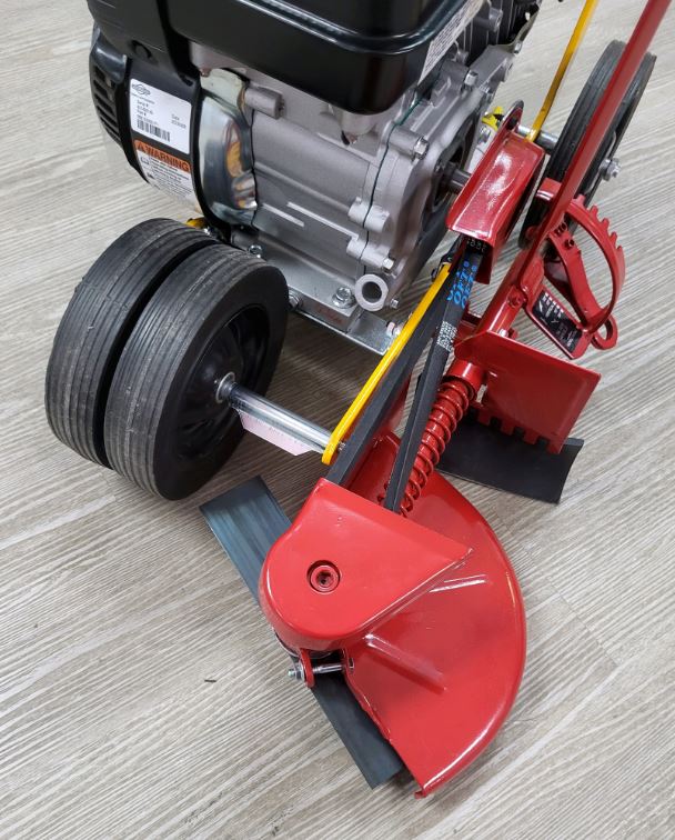 McLane Edger with Briggs & Stratton Engine