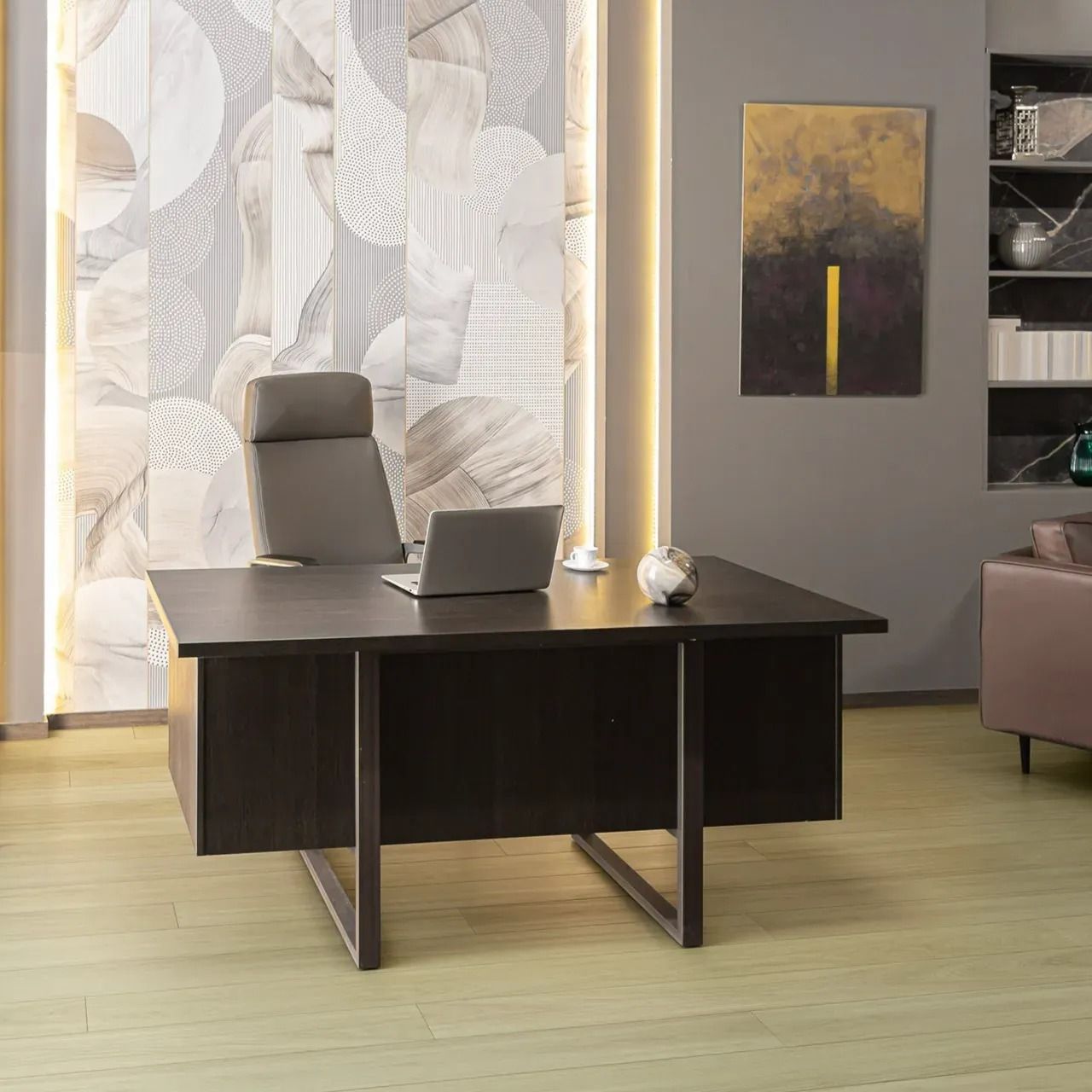 Monarch Regent Julianna