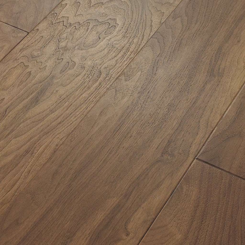 Shaw Landmark Walnut Lincoln