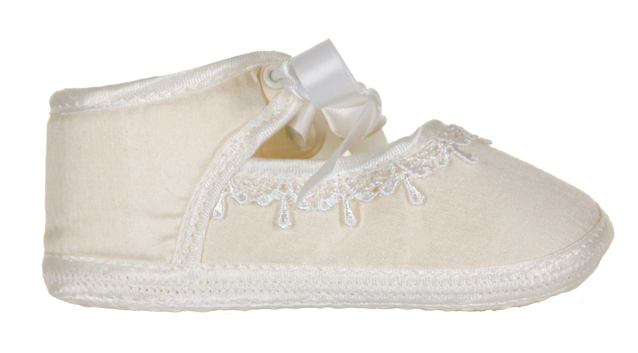 NEW Amacello Ivory Silk Ballet Style Shoes with Venice Lace Trim