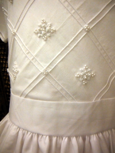 NEW Will'Beth White Batiste Dress with Rosebud and Pearl Clusters and ...