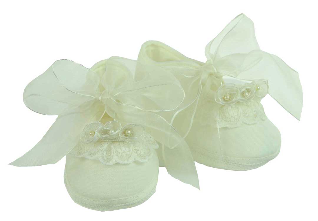 NEW Will'Beth Ivory Christening Shoes with Lace Trim and Ribbon Roses
