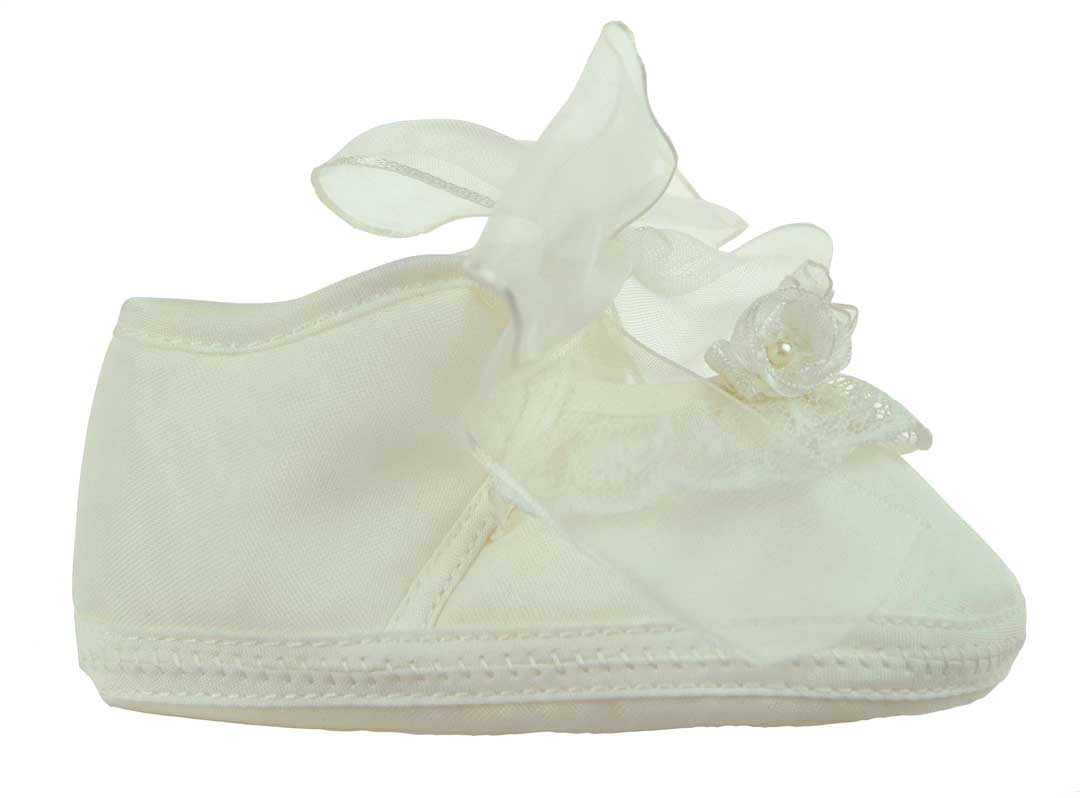 NEW Will'Beth Ivory Christening Shoes with Lace Trim and Ribbon Roses