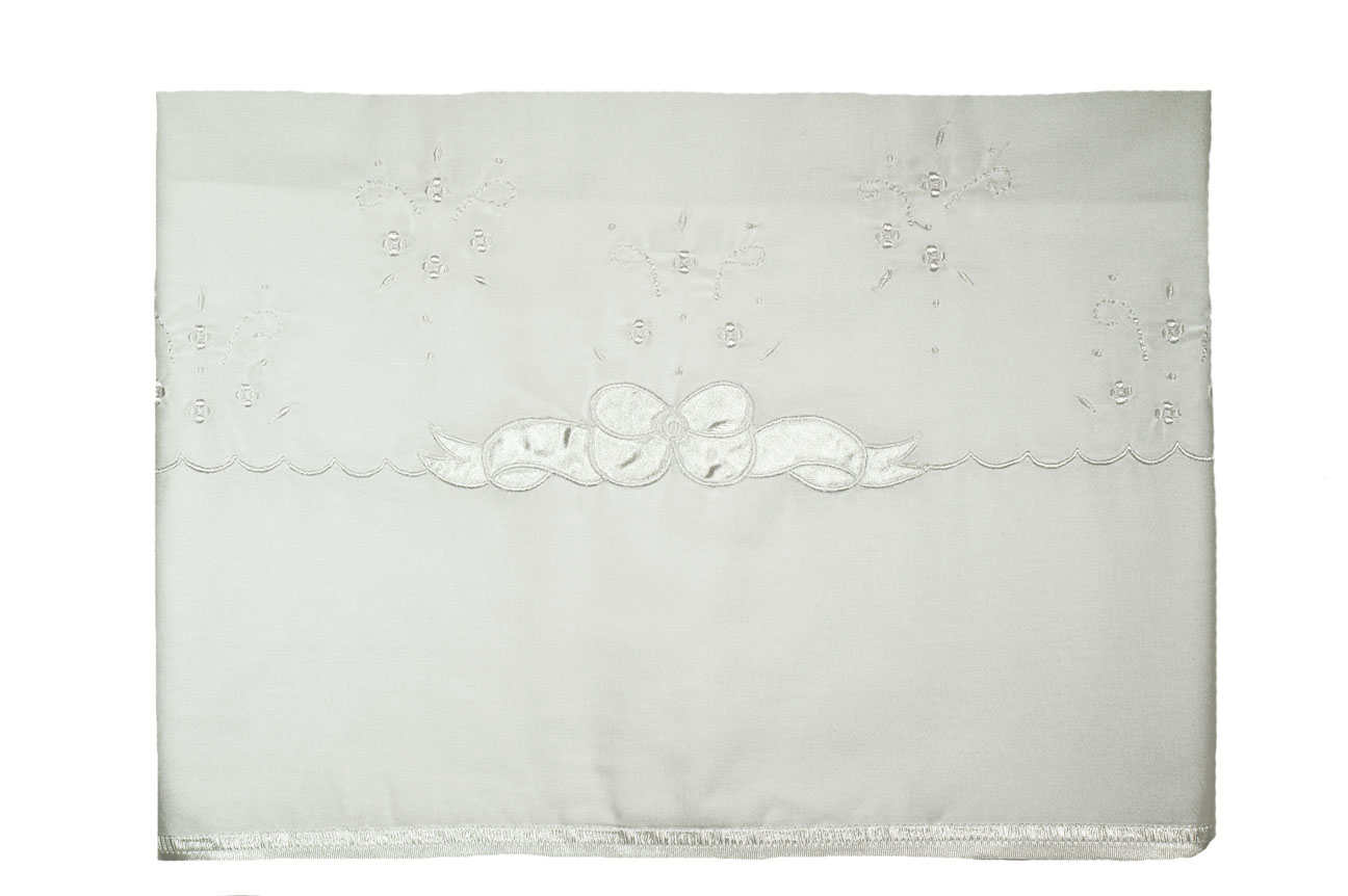 Will'Beth white batiste blanket with satin bow applique,white batiste ...