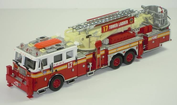 Code 3 FDNY Aerialscope Tower Ladder - 17 (12735-0017)