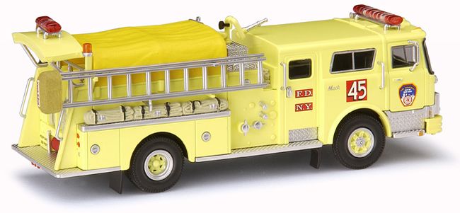 Code 3 FDNY Mack CF Pumper E-45 (12359)