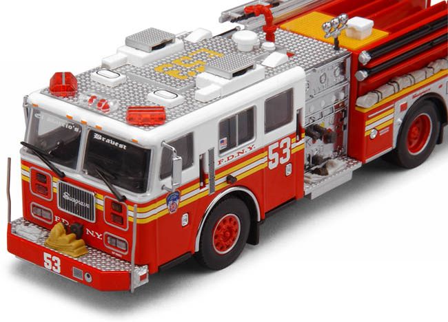 Code 3 FDNY Seagrave Engine 53 (12841)