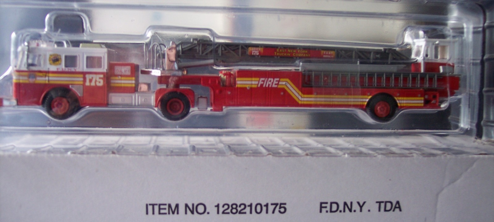 Code 3 FDNY TDA Ladder 175 12821-0175) (White Mailer)