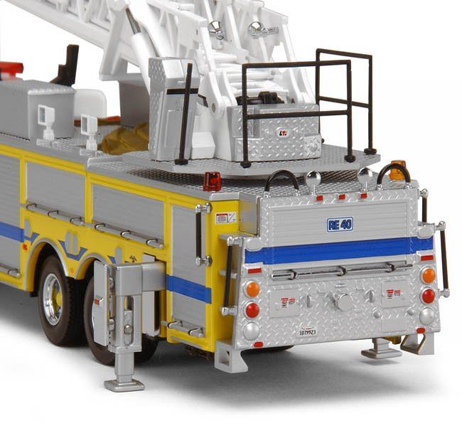 Code 3 Ventura County, CA ALF Rear Mount Ladder (12753)