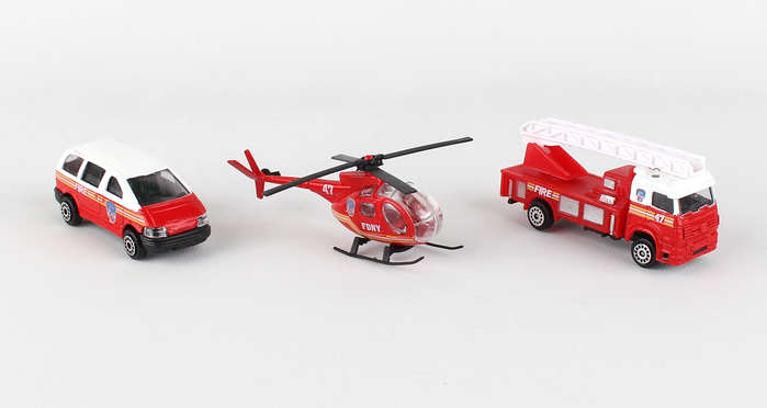 Daron FDNY Diecast Vehicle Set (3 Piece) NY87332 Free Shipping