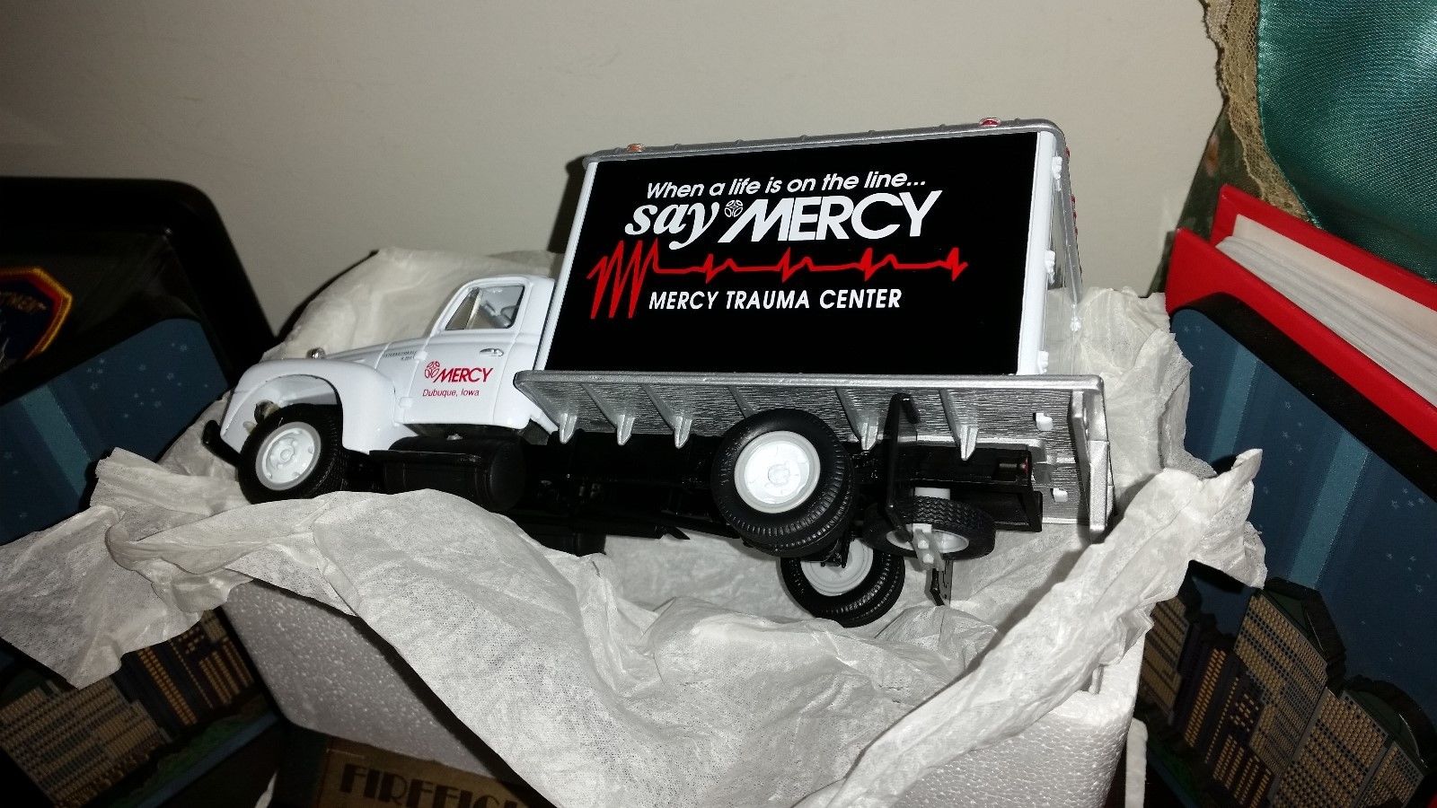 First Gear 1957 Mercy Trauma Int. Box Van 1/34th Scale #19-1422