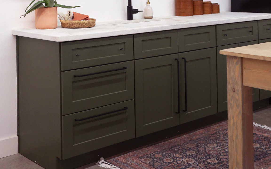 Dartmouth 5-Piece Juniper Paint Kitchen Cabinets