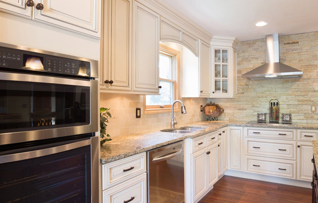 Signature Pearl Kitchen Cabinets