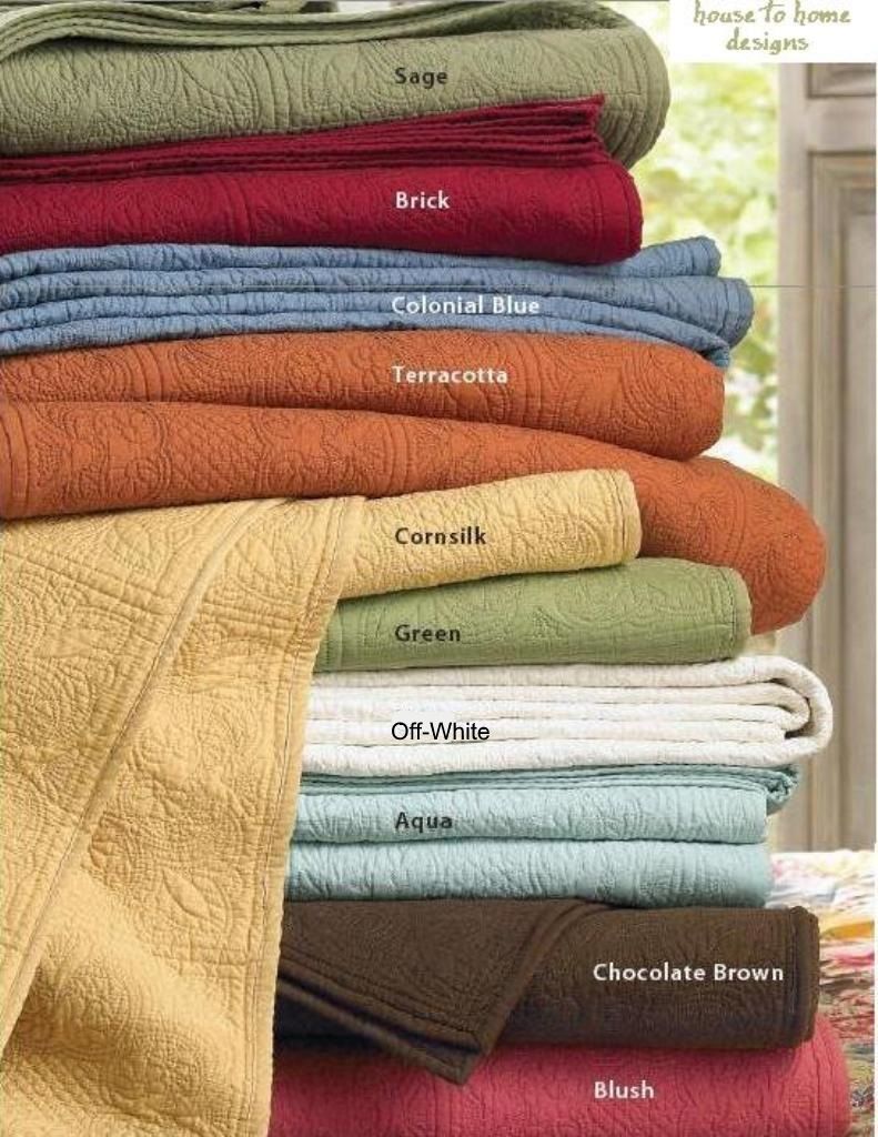 C&F Solid Color Cotton Matelasse Tile Quilt