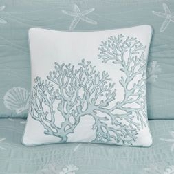 Harbor House Seaside Shells 4-piece Quilt Set