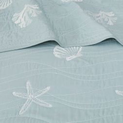 Harbor House Seaside Shells 4-piece Quilt Set