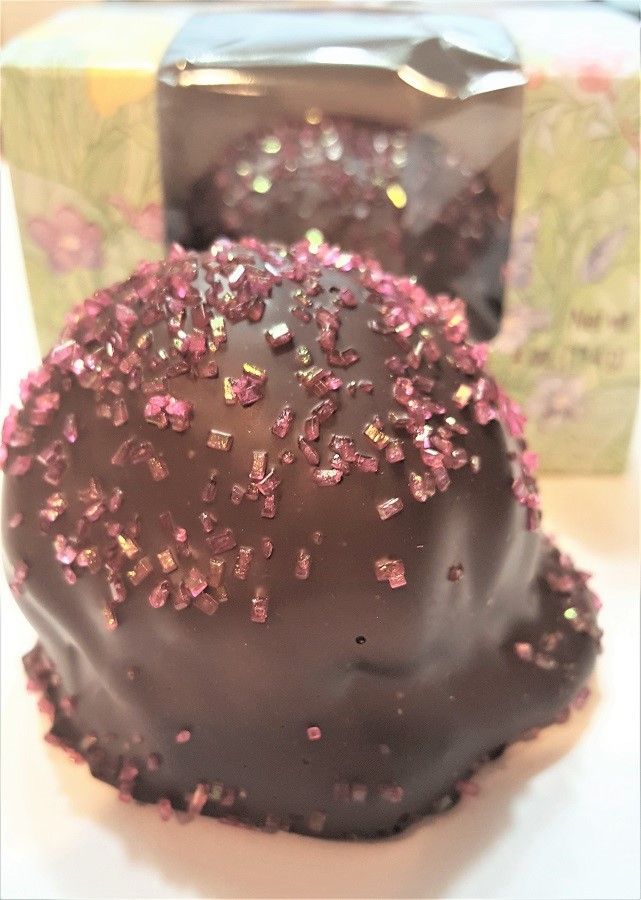 Winfreys Raspberry Cream Dark Chocolate Easter Egg