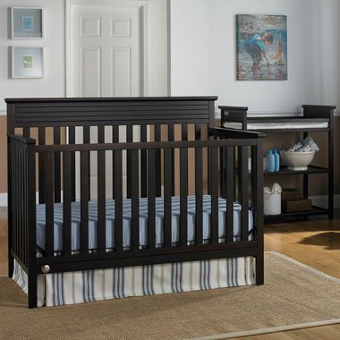 Fisher Price Newbury 4 in 1 Convertible Crib in Espresso FREE SHIPPING