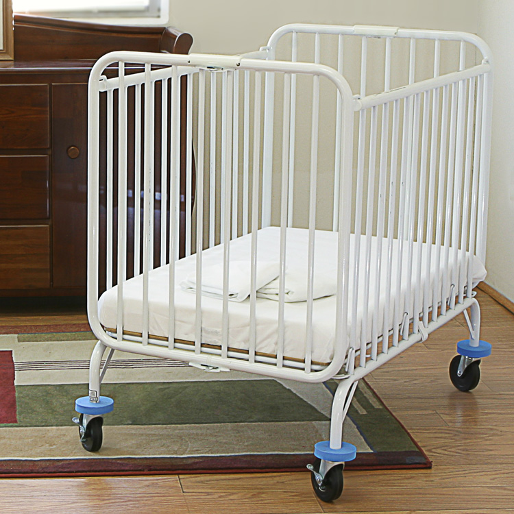 LA Baby Deluxe Holiday Crib in White FREE SHIPPING - $189.95