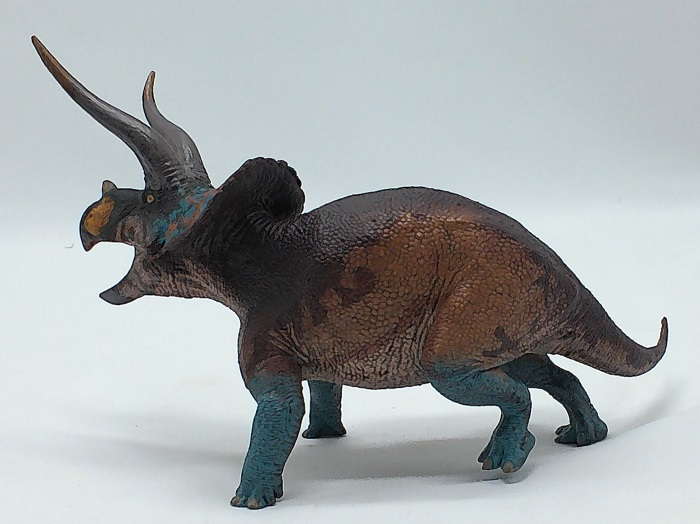 EoFauna - Triceratops - Cryptic - Blue highlights