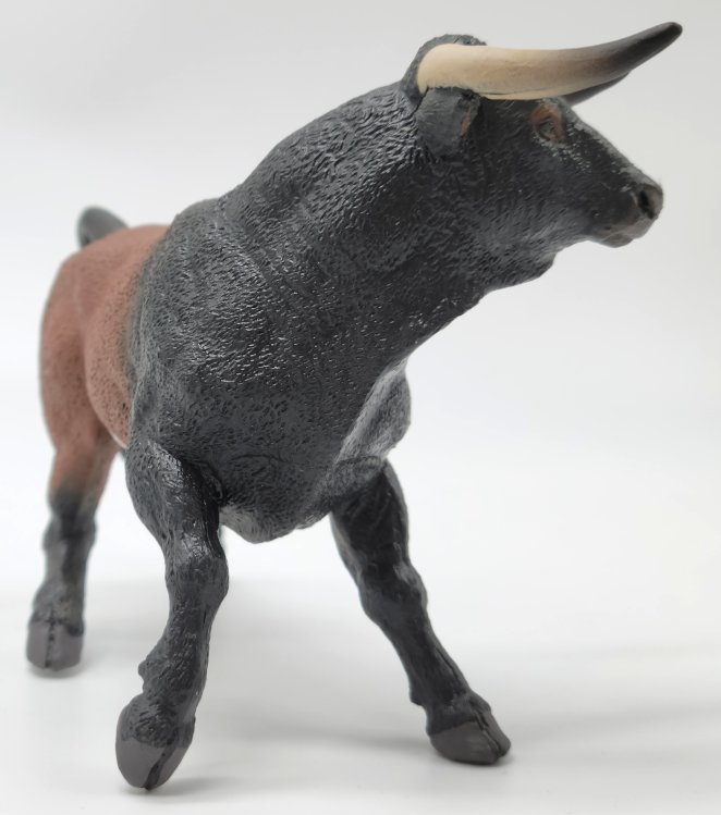 Papo Spanish Bull #51183 - Vicious Looking Fighting Bull
