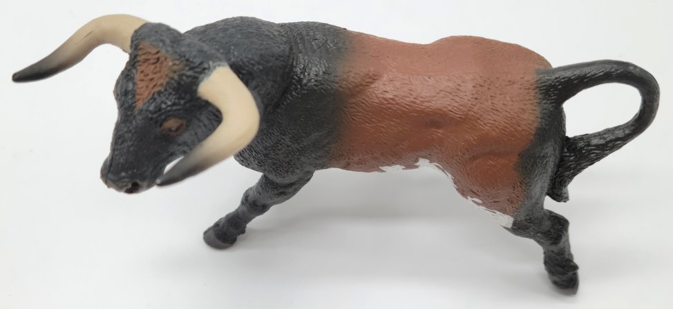 Papo Spanish Bull #51183 - Vicious Looking Fighting Bull