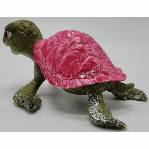 Schleich Pink Sapphire Turtle 70759 , Bright pink shell
