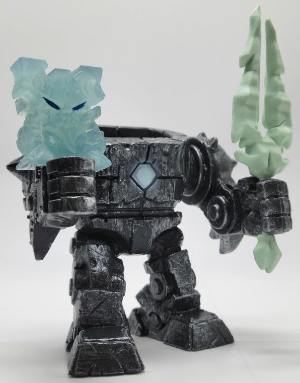 Schleich ELDRADOR® Mini Creatures Shadow Ice Robot #42598
