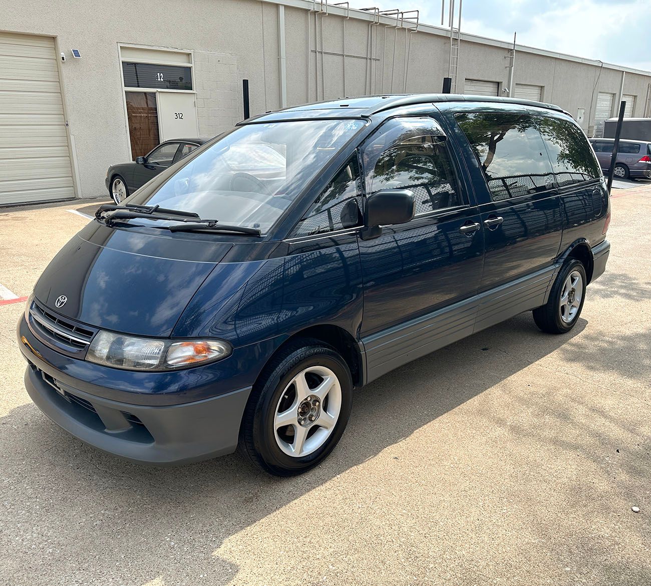 1996 JDM RHD TOYOTA ESTIMA TURBO 4WD POSTAL VAN