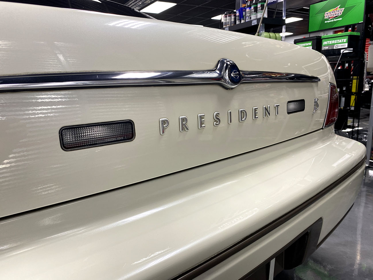 1992 JDM RHD NISSAN PRESIDENT SEDAN 4.5L V8 *SOLD*