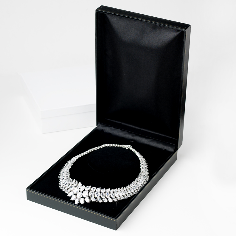 Black Leatherette Deluxe Necklace Jewelry Box # 12