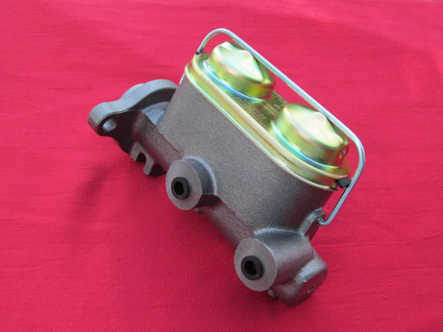 1962 CADILLAC & 1963 CADILLAC BENDIX BRAKE MASTER CYLINDER NEW