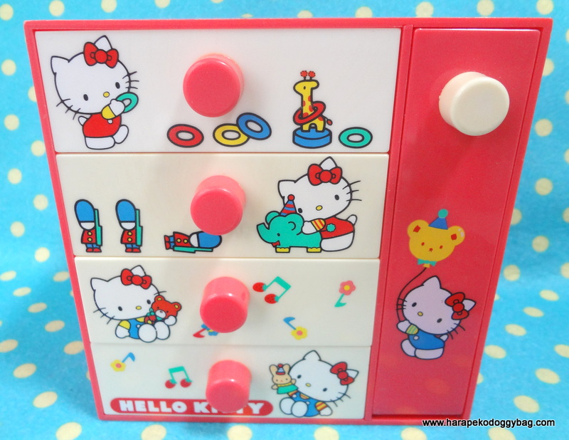 Hello Kitty 1976