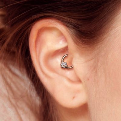 G23 Titanium Seamless Hinged Flower Clicker Ring - Natural