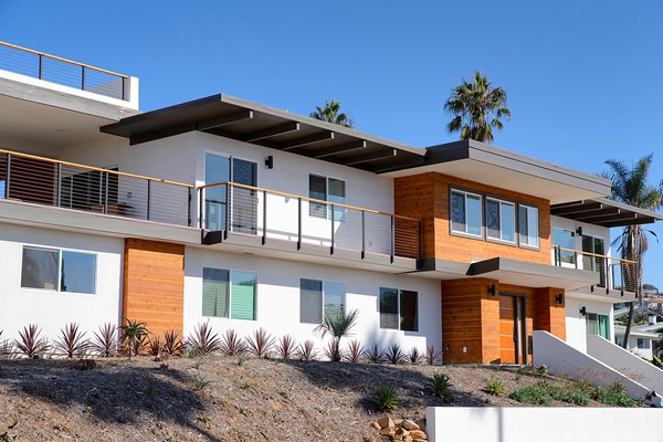 Balau & Bronze Aluminum Cable Railing - San Diego California