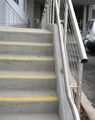 Stainless Steel Round Cable Railing - New Castle, CA