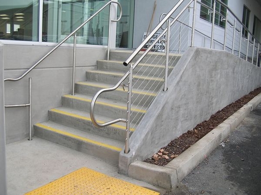 Stainless Steel Round Cable Railing - New Castle, CA