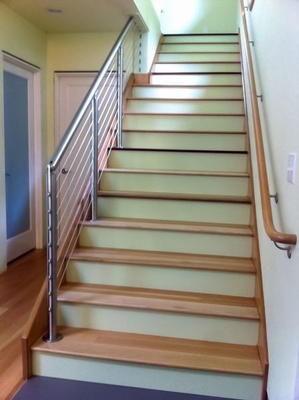 Stainless Steel Round Cable Railing - Seattle, WA