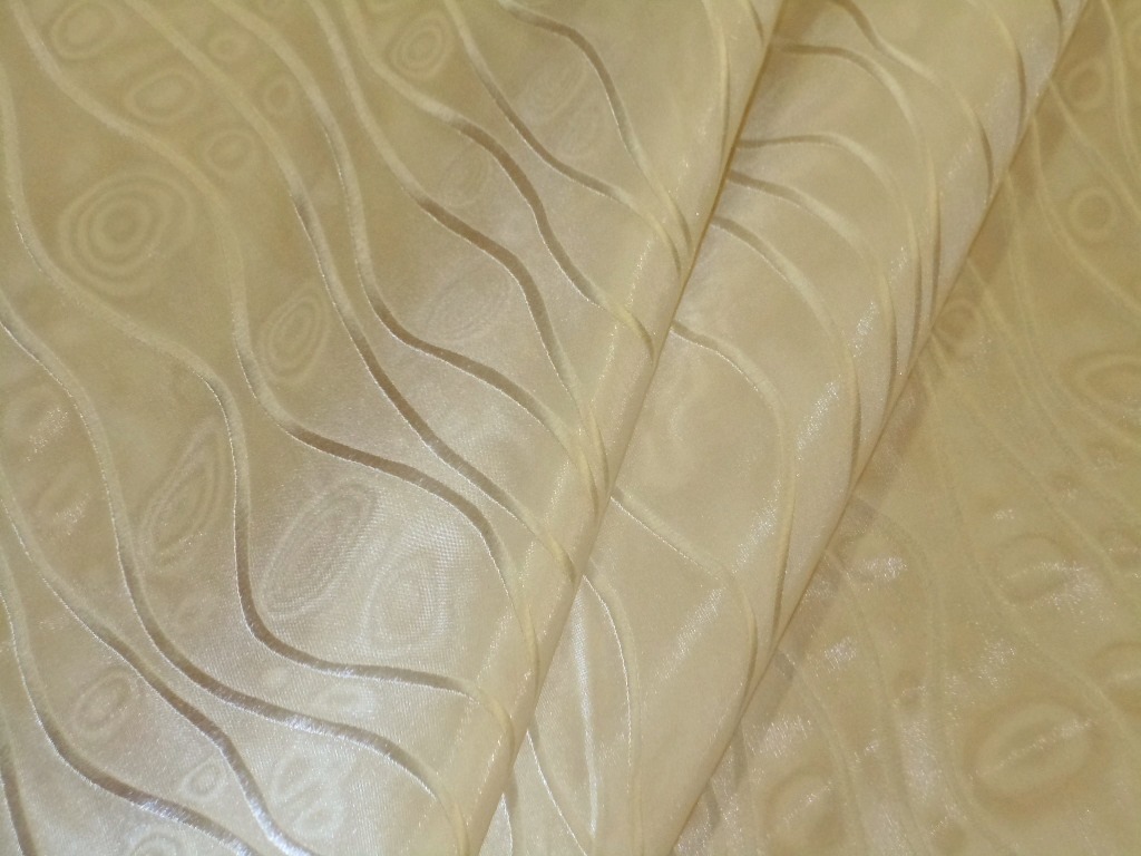 2 Ply Drapery Fabric Pattern Transition