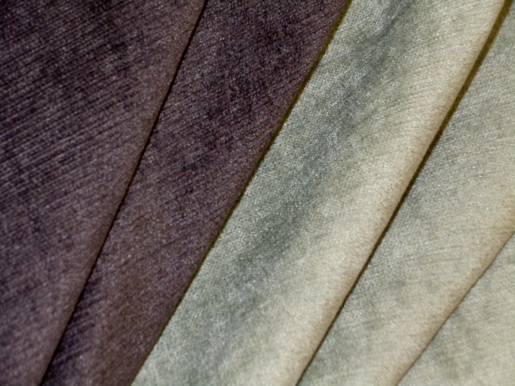 Pattern Viva Velvet in Color Plum or Aqua