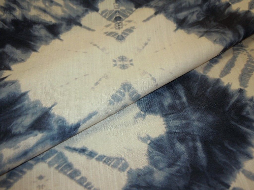 Tie Dye Diamond in Blue