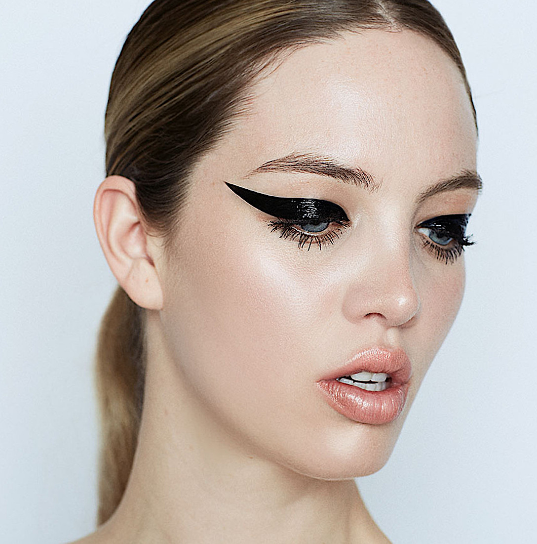 Black Eye Stage Makeup