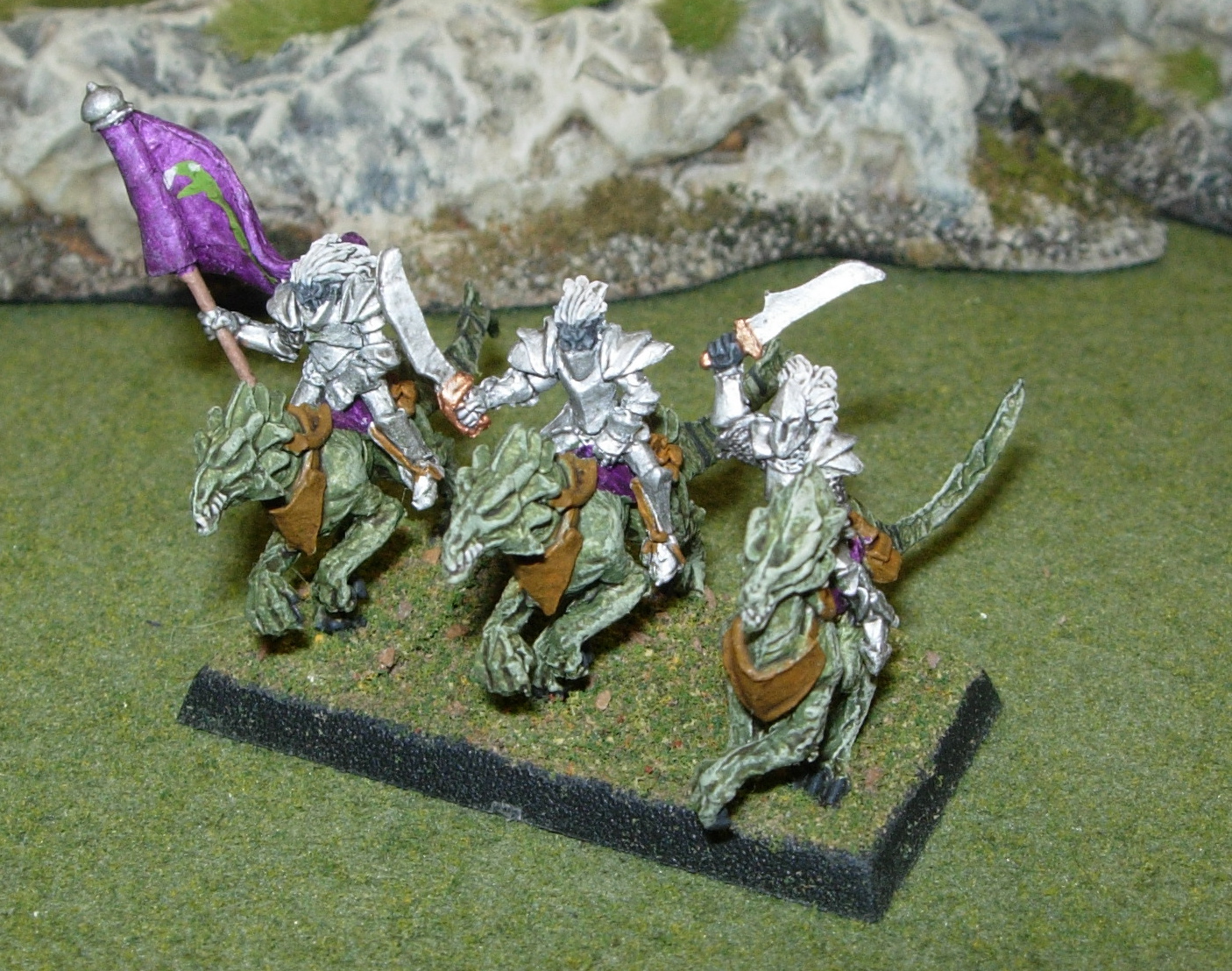 Dark Elf Command Cavalry
