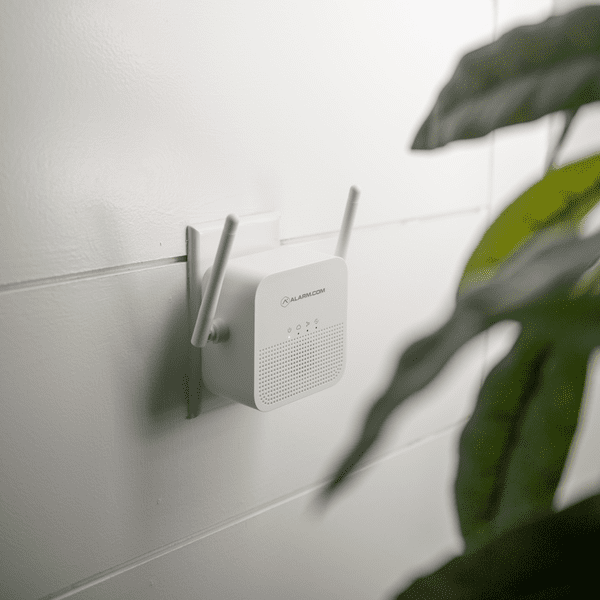 ADC-W115C - Alarm.com Smart Chime and WiFi Access Point (for ADC-VDB780B Battery-Powered Video ...