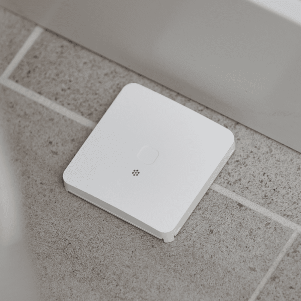 PGP9986 - DSC Wireless PowerG + Water Tile with Freeze Detection